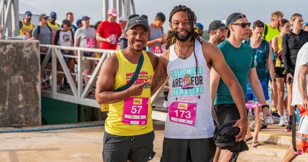 Photos & Video- Start Of Bermuda Day Races