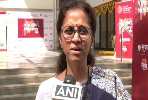 Maharashtra: NCP MP Supriya Sule, Shiv Sena MP Arvind Sawant stage ...