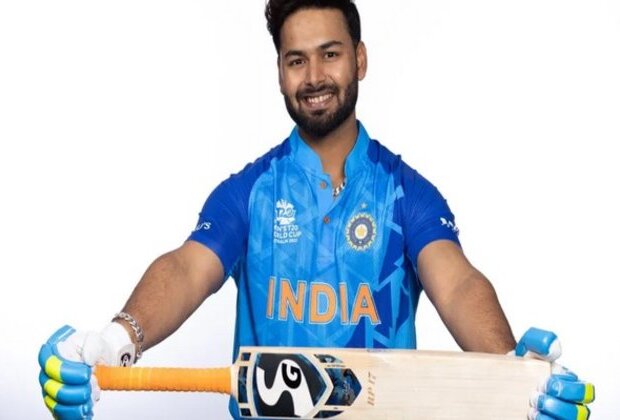 "It is nice batting with Virat, he can teach you how to go through ...