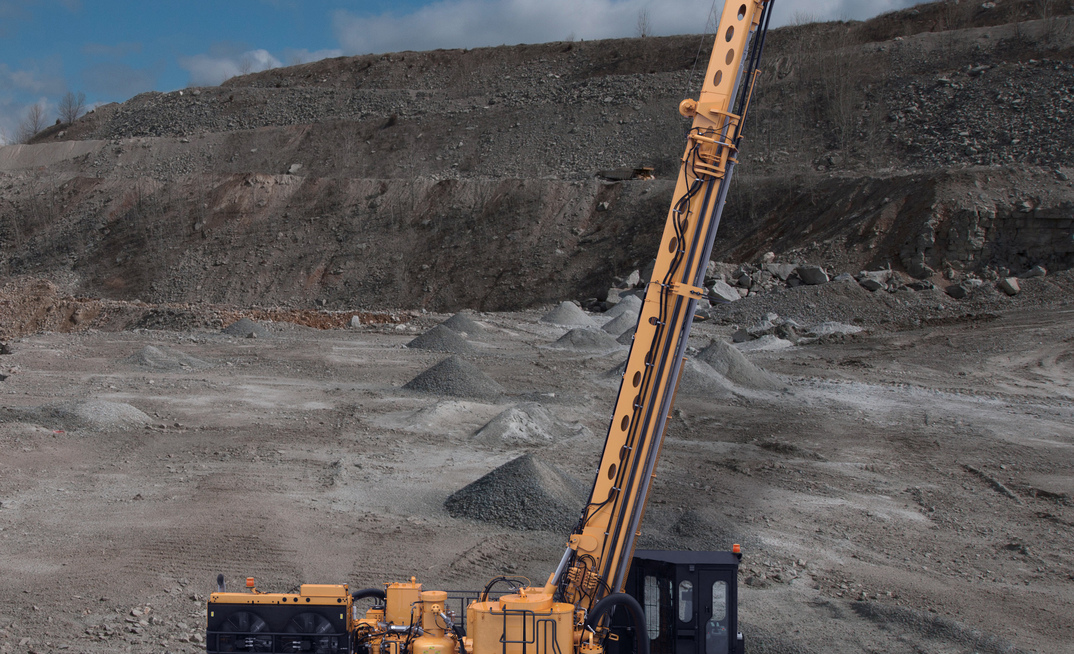 Caterpillar launches MD6200 rotary blasthole drill