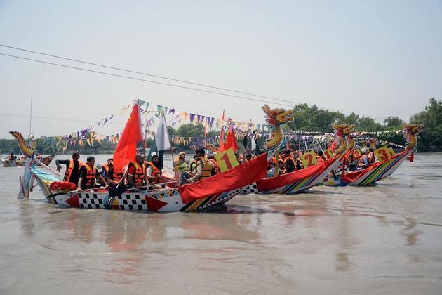Dragon Boat Festival held in Pakistan to mark 75th anniversary of ...