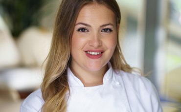 Farmers Guardian Podcast: Social media chef Poppy O'Toole aka 'The ...