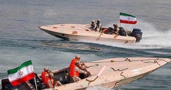 Iran Holds Maritime Exercise along Sea of Oman