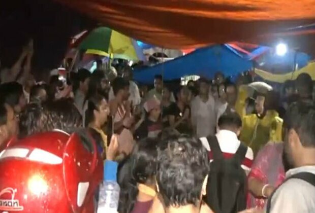 Kolkata: Junior doctors continue protest demanding justice in RG Kar ...
