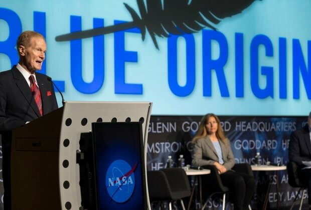 NASA Awards Second Moon Lander Contract to Blue Origin