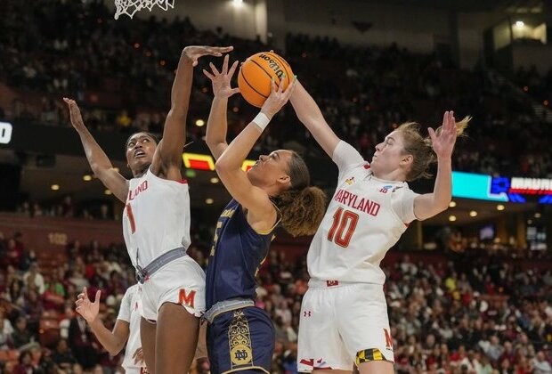 Women's NCAA roundup: No. 1 S. Carolina rolls past UCLA