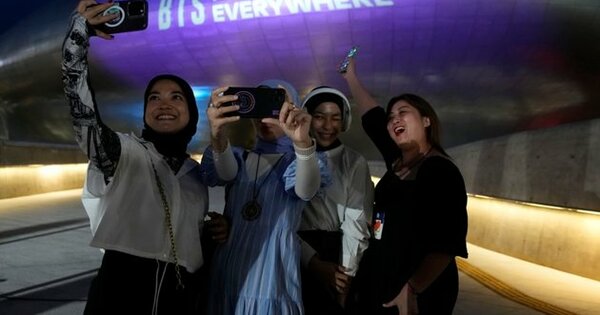 BTS Turns 10; Seoul Lights Up Landmarks to Celebrate