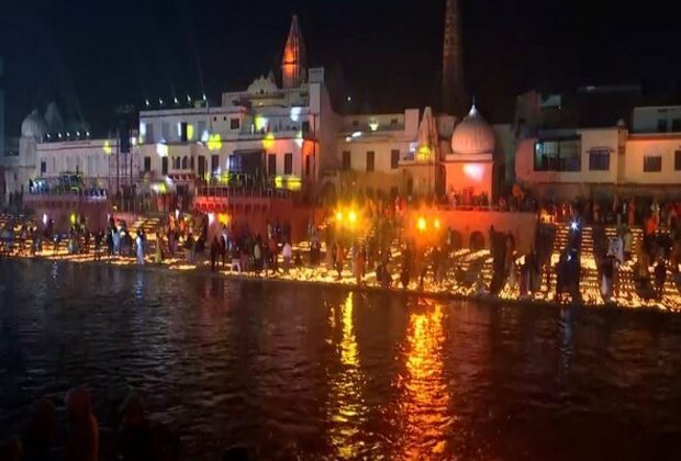 Chhattisgarh: Over 11 lakh earthen lamps lit up in Raipur to celebrate ...