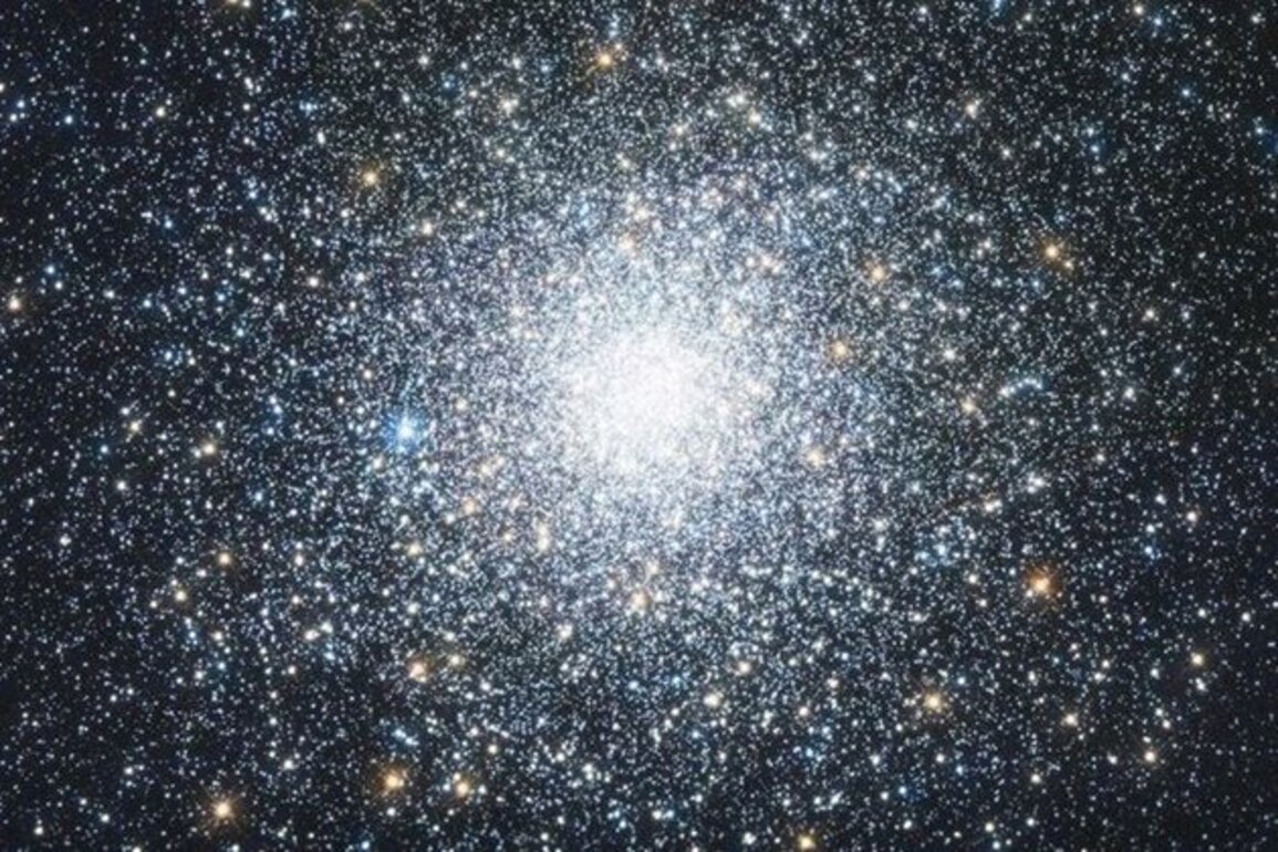 Scientists Uncover Signatures of First Stars in Universe