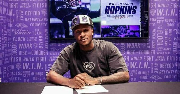DeAndre Hopkins Signs With Ravens