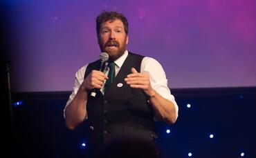 Perthshire farmer and stand-up comedian takes his comedy show to north ...