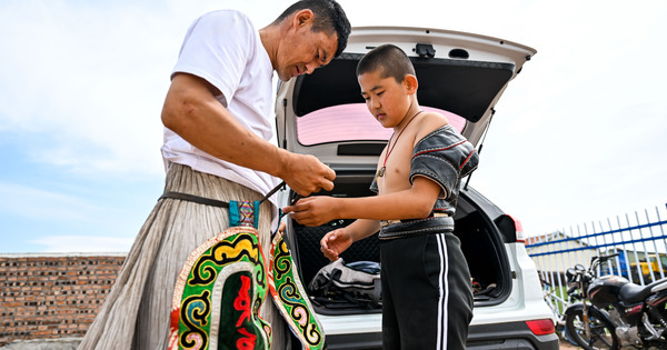 (SP)CHINA-INNER MONGOLIA-XILINGOL LEAGUE-MONGOLIAN WRESTLERS (CN)