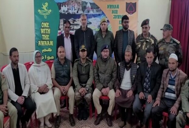 Indian Army holds Iftar party at J-K's Poonch