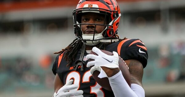 Falcons sign CB Tre Flowers to 1-year contract