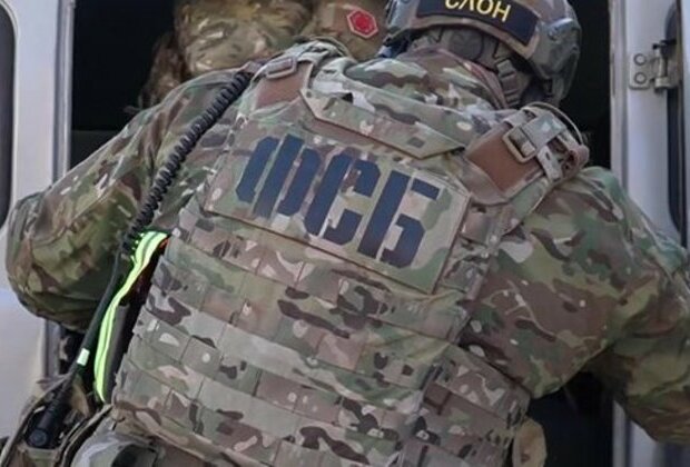 FSB arrests four people plotting terror attacks on Crimea