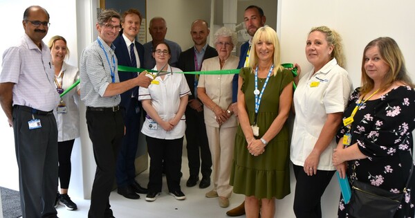 Dartford and Gravesham NHS Trust opens digital X-ray room at Erith ...
