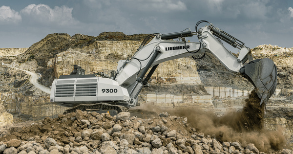 Liebherr introduces the cutting-edge R 9300 250-tonne excavator to market