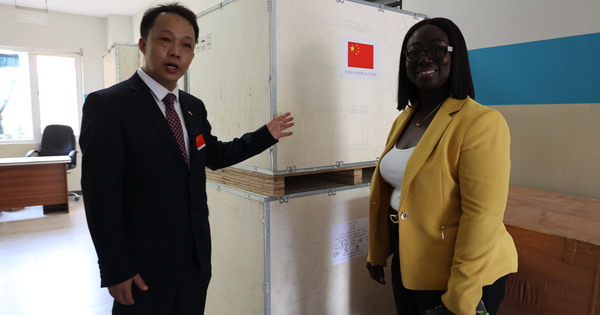 GHANA-ACCRA-LEKMA HOSPITAL-CHINESE MEDICAL TEAM-DONATION