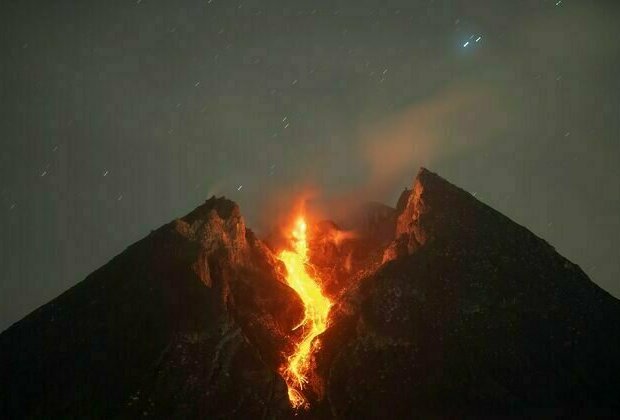 Kilas balik sejarah: Sistem penjagaan gunung api Indonesia pernah ...