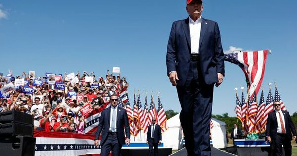 The US president is now officially a wizard-king