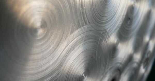 Alcoa to buy Alumina, in rare show of confidence in Aussie aluminium