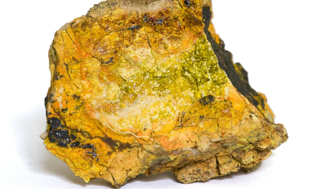 CURTAS: Urânio em água de poço na Bahia é de origem natural