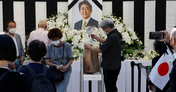 Japan Says Goodbye to Shinzo Abe, Who Leaves Complicated Legacy