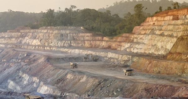 Saramacca, Suriname: 60.5m grading 40.91g/t Au from 14.5m depth (SMDD17 ...