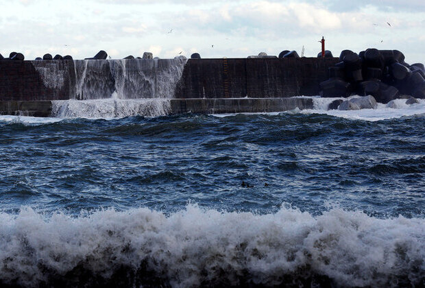 Tsunami alerts in Japan, Philippines as Typhoon Fung-Wong nears