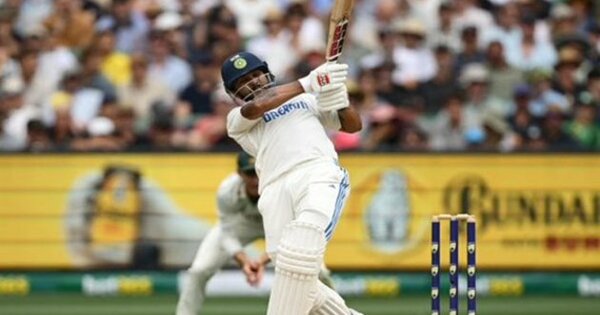 Nitish-Washington's crucial stand helps India go past follow-on mark at ...