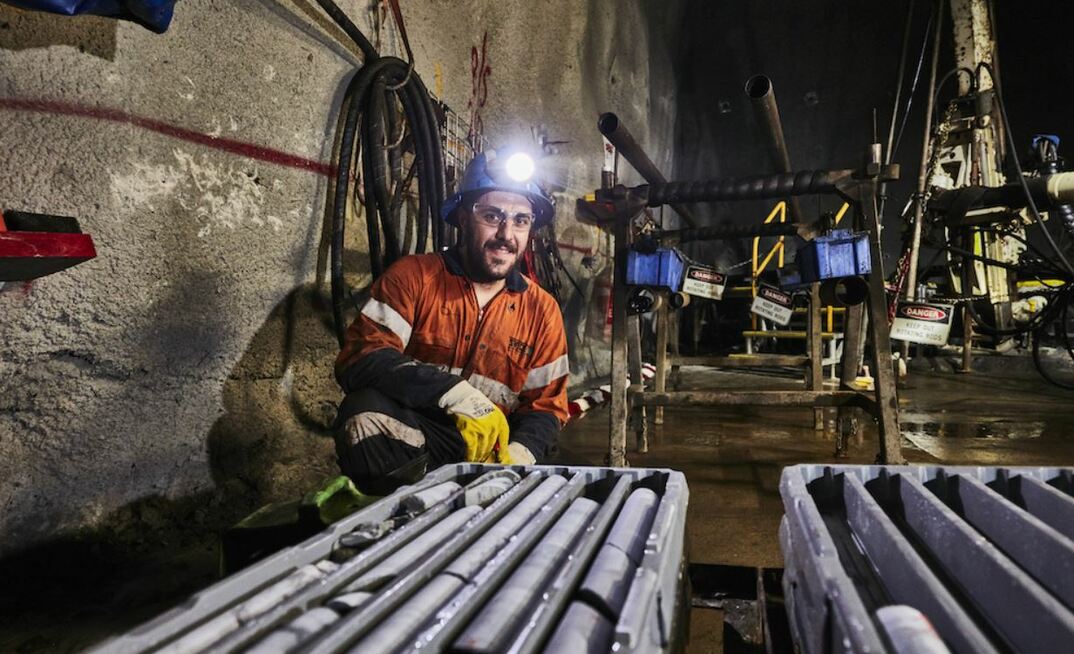 Swick scoops US, Australia contracts