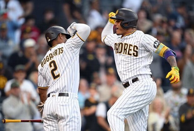 Padres draw 11 walks while finishing sweep of Angels