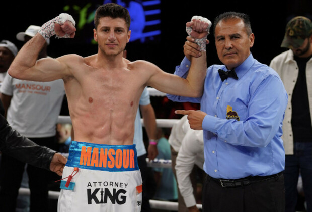 La Mesa's Jonny Mansour Uses Right Hook to Overwhelm Opponent at Sycuan ...