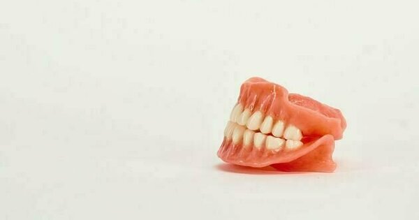 Presidential smiles: the untold story of teeth in the White House