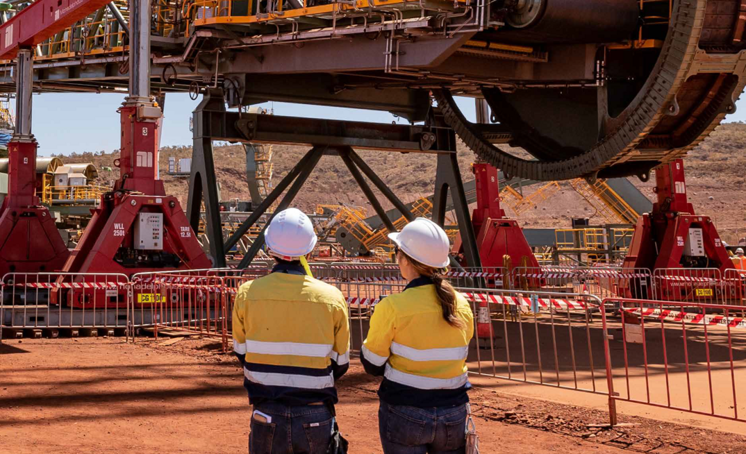 Monadelphous locks in contracts worth $110M