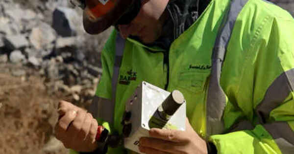 JGMS buys into Newtrax