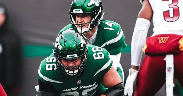 Jets Trevor Siemian Looking to Keep Offense 'In Flow' Against Browns