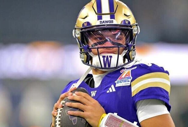 QB Demond Williams Jr. to transfer despite Washington contract