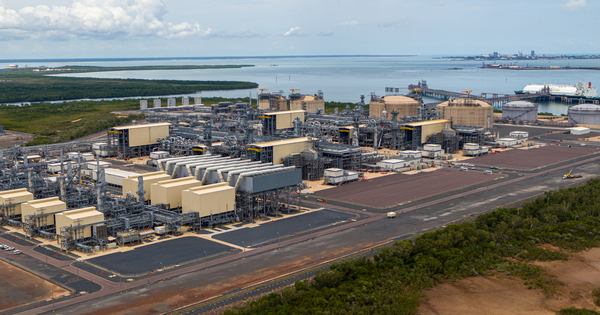 INPEX fire adds pressure amid emissions and spill scrutiny