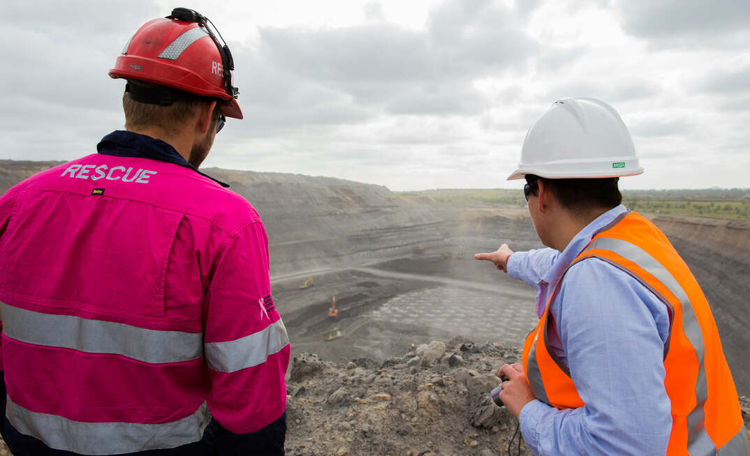 Fifth crash at QLD mine sites in six months