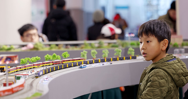 CHINA-SHANGHAI-THEME EXHIBITION-MODEL TRAINS (CN)