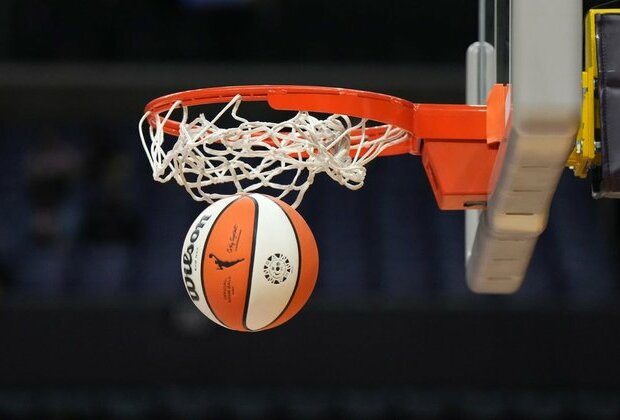 Sun easily dispatch Wings to get to 12-1