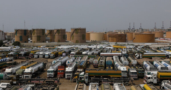 Regulator's inaction pushes Pakistan's oil sector to the brink