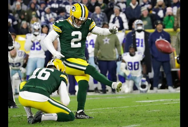 Mason Crosby signed as Giants' fourth kicker of season