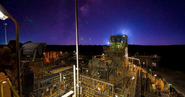 US group lobs offer for Hillgrove