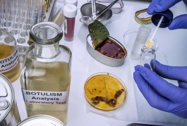 Major botulism outbreak leaves 30 Muscovites in intensive care