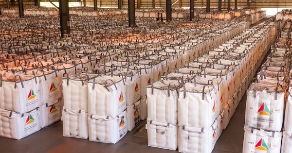 Syrah raises $70M as graphite recovery ramps up