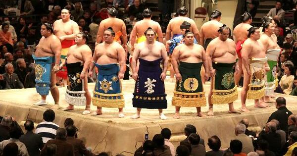 Sumo wrestlers bring 1,500 years of tradition to Albert Hall in London