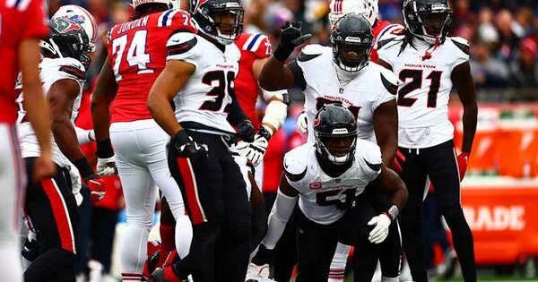 Texans come together, coast in 41-21 win over New England Patriots